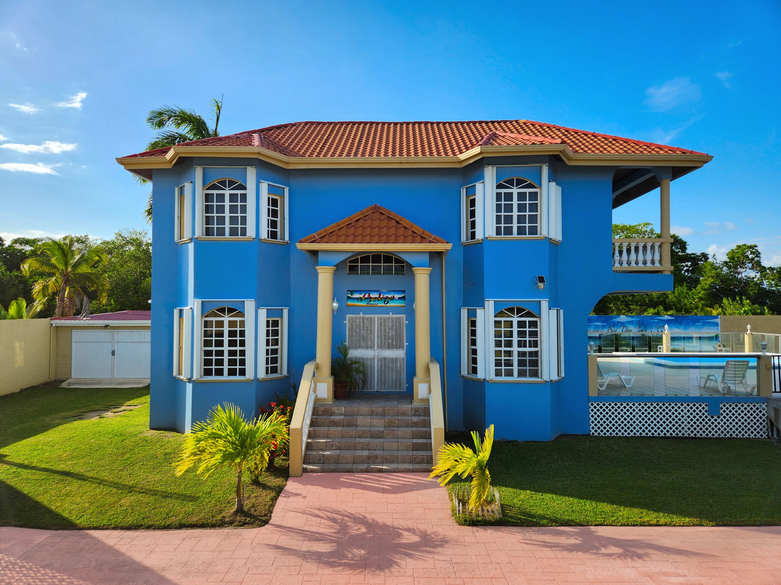 Luxury Vacation Home | Bernie's Belize Hideaway By The Sea | Ladyville, BZ